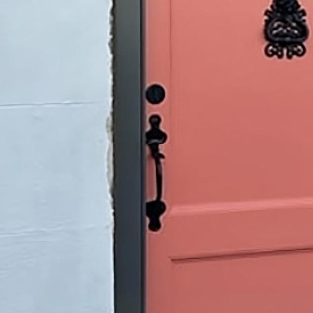 The Art of Choosing Ironmongery for Windows and Doors